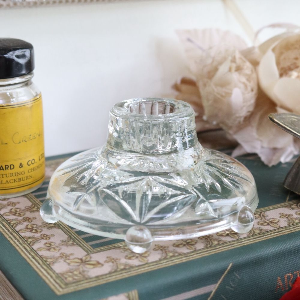 オシャレな輝き♪ ガラスキャンドルスティック VC104-042010 – アンティーク家具と雑貨の店 ビクトリアンクラフト