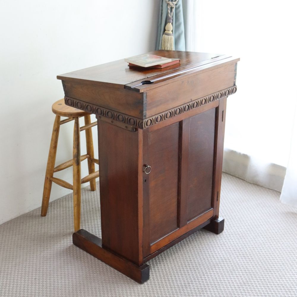 味わい深いパイン家具♪ デスク／教卓 VC104-121 – アンティーク家具と雑貨の店 ビクトリアンクラフト