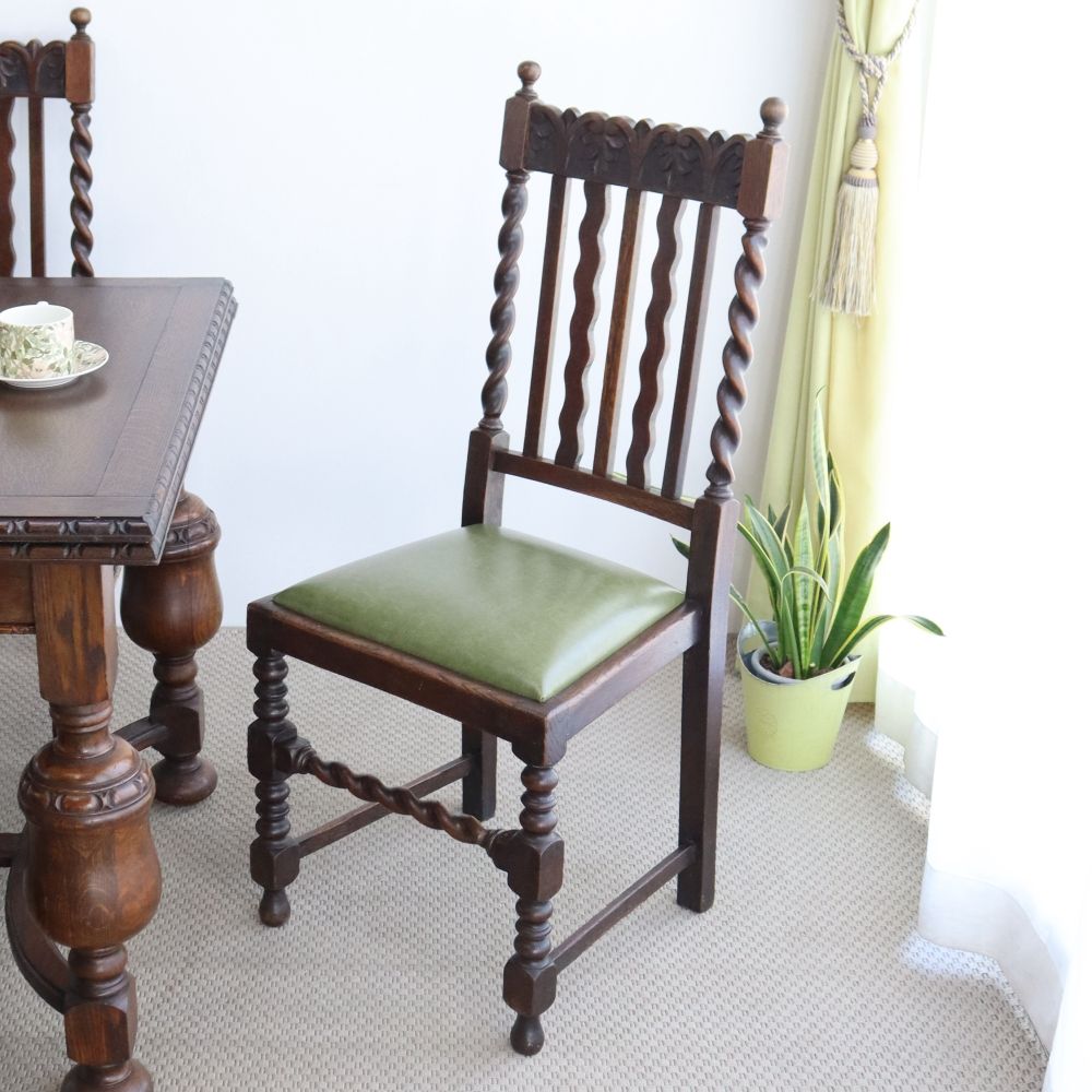 お部屋をドラマチックに演出♪ ダイニングチェア VC107-005 – アンティーク家具と雑貨の店 ビクトリアンクラフト