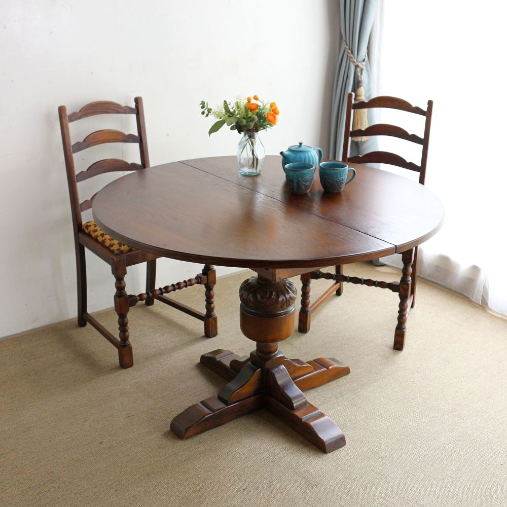 球根型の装飾がアクセント♪ エクステンションテーブル VC103-015｜ヴィンテージ家具 – アンティーク家具と雑貨の店 ビクトリアンクラフト