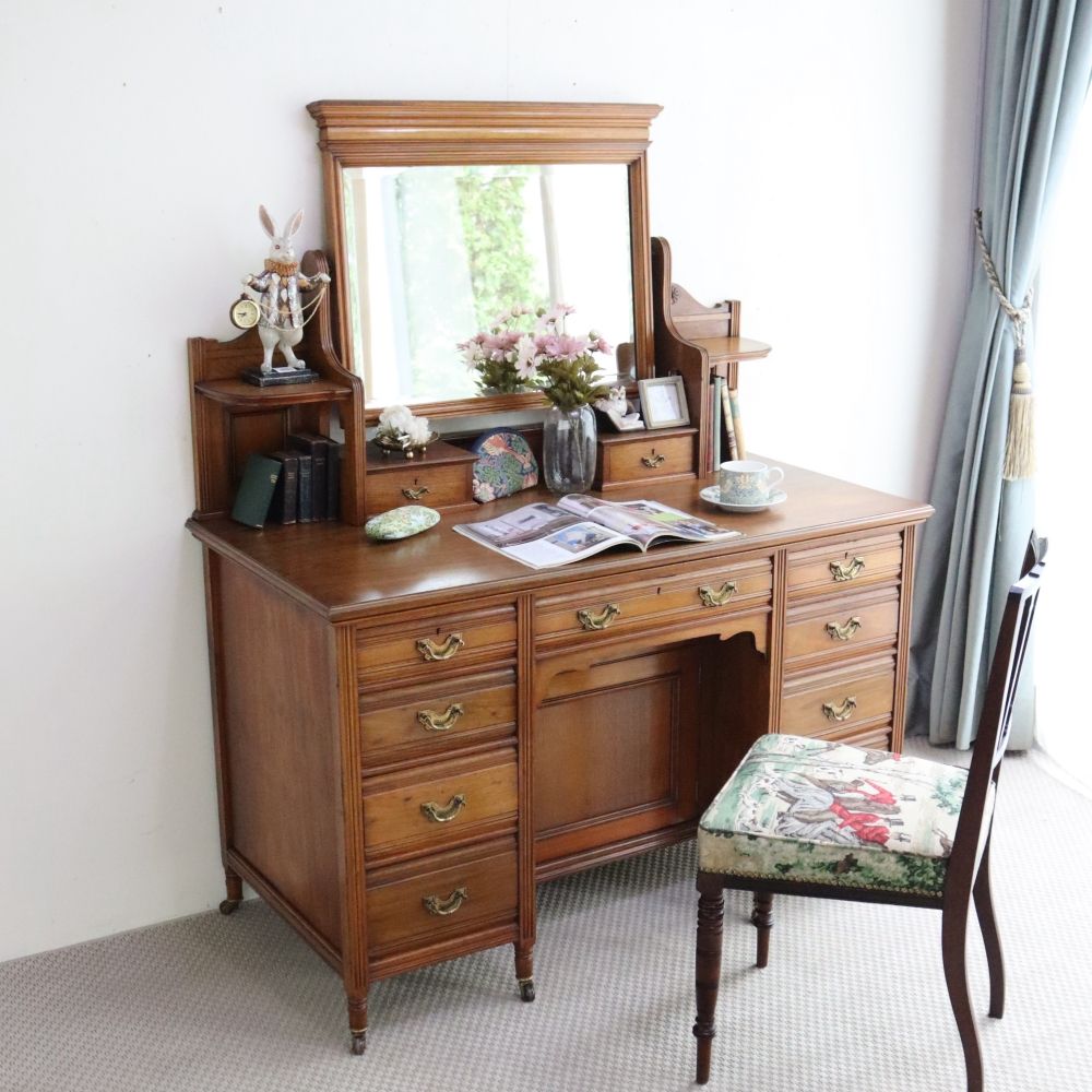 オシャレデスクにいかが♪ ドレッシングチェスト VC103-060｜アンティーク家具 – アンティーク家具と雑貨の店 ビクトリアンクラフト