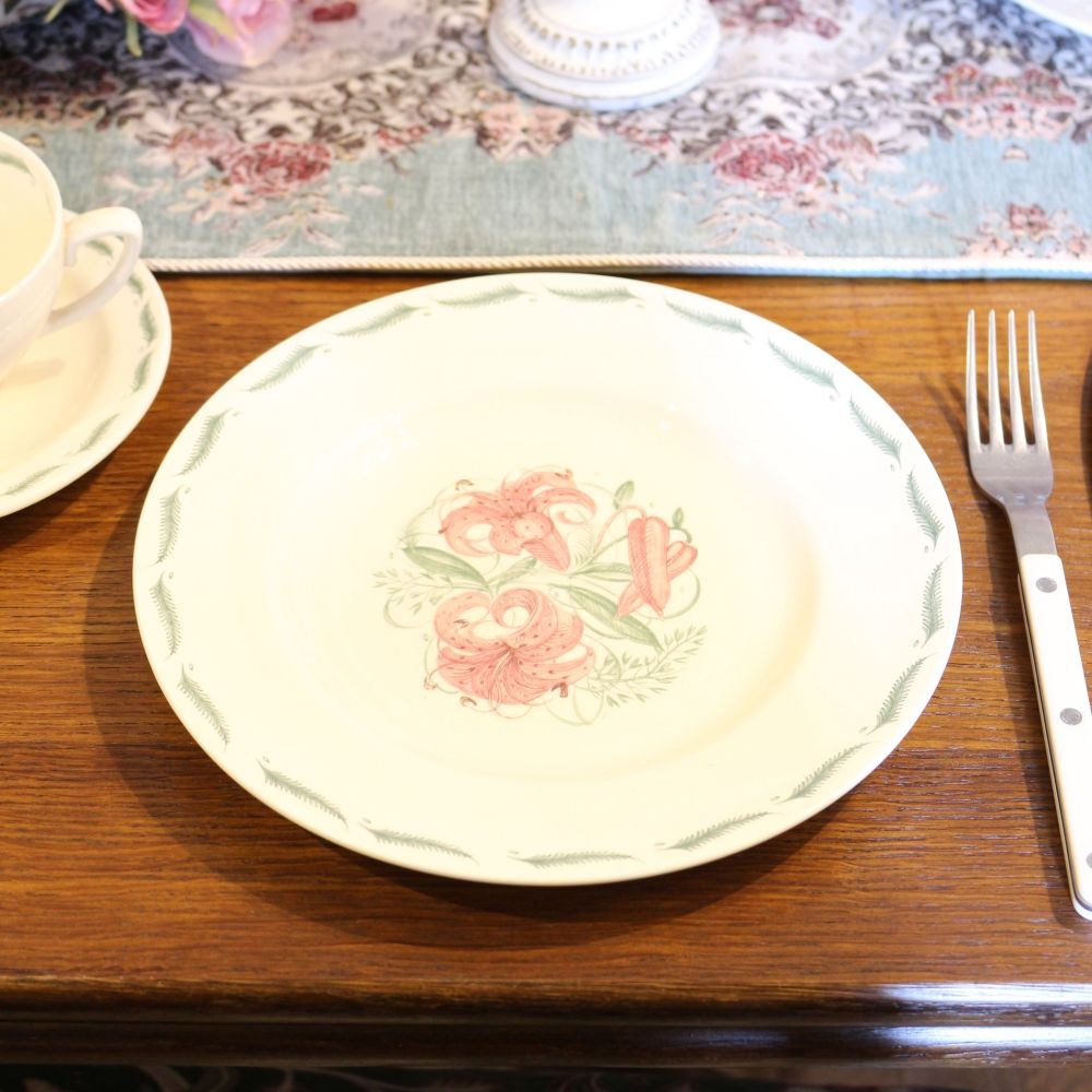 花咲くテーブルに♪ プレート【Susie Cooper/Tiger lily】 VC104-352005 – アンティーク家具と雑貨の店 ...